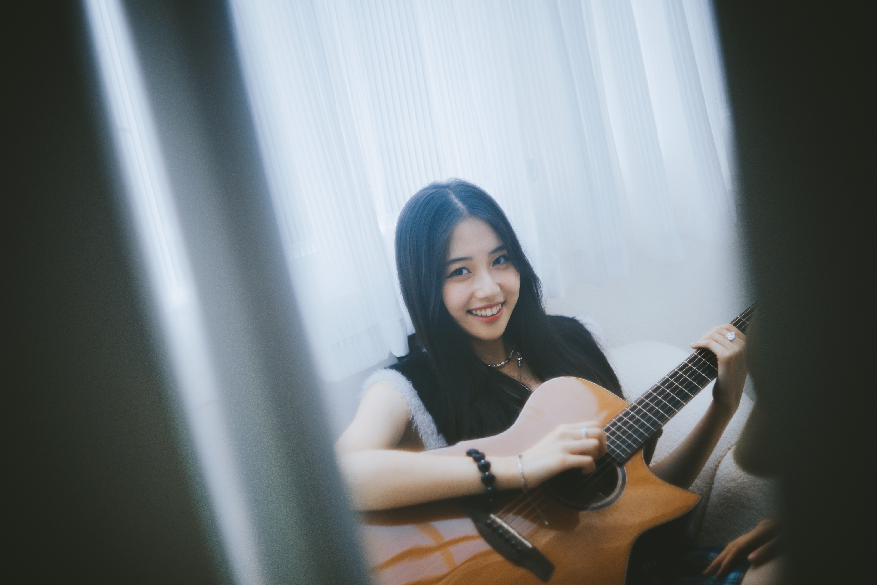 华语乐坛2023年最受关注的18岁天然系创作女生—Bettii 杯缇推出出道首发单曲《鲷鱼烧》 | 長文 | 頻道 | Yes娱乐